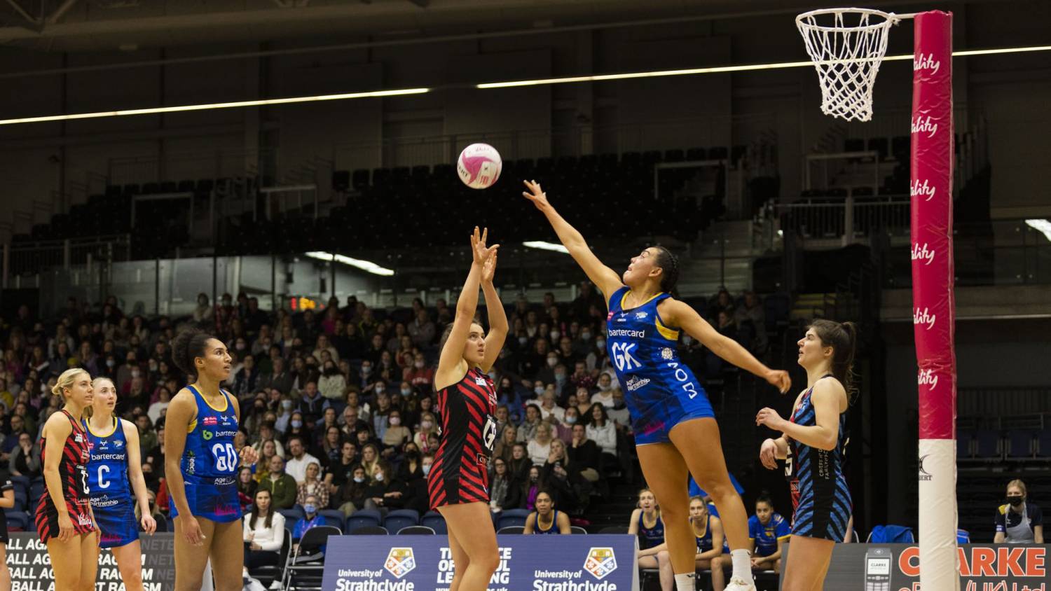 Strathclyde Sirens 43 Leeds Rhinos Netball 45
